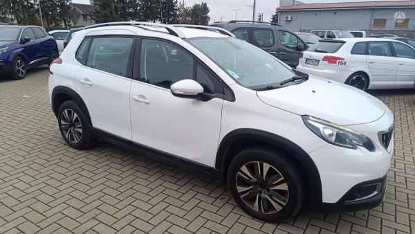 Balts Peugeot 2008 2017 Tauragė, ar dzinēja tilpumu 1.20 L un nobraukumu 150 tūkst. km par 5199 €, foto 1 vietnē AUTOMOTO.COM.LV
