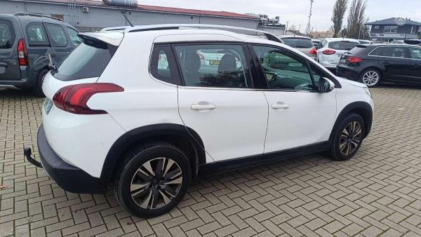 Balts Peugeot 2008 2017 Tauragė, ar dzinēja tilpumu 1.20 L un nobraukumu 150 tūkst. km par 5199 €, foto 4 vietnē AUTOMOTO.COM.LV