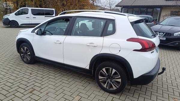 White Peugeot 2008 2017 in Taurage, with an engine capacity of 1.20 L and mileage of 150 thousand km for 5200 €, photo 2 on AUTOMOTO.COM.LV