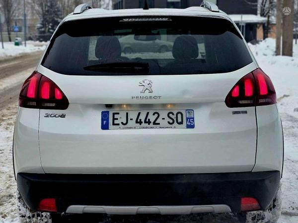 Balts Peugeot 2008 2017 Tauragė, ar dzinēja tilpumu 1.20 L un nobraukumu 106 tūkst. km par 6200 €, foto 6 vietnē AUTOMOTO.COM.LV