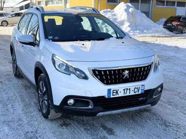 White Peugeot 2008 2017 in Taurage, with an engine capacity of 1.20 L and mileage of 177 thousand km for 5500 €, photo 3 on AUTOMOTO.COM.LV