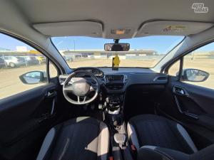 Balts Peugeot 2008 2017 Šauļi, ar dzinēja tilpumu 1.60 L un nobraukumu 197 tūkst. km par 5550 €, foto 17 vietnē AUTOMOTO.COM.LV