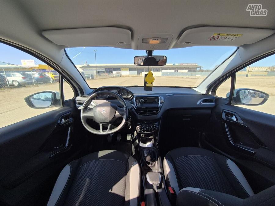 Balts Peugeot 2008 2017 Šauļi, ar dzinēja tilpumu 1.60 L un nobraukumu 197 tūkst. km par 5550 €, foto 17 vietnē AUTOMOTO.COM.LV