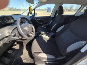 Balts Peugeot 2008 2017 Šauļi, ar dzinēja tilpumu 1.60 L un nobraukumu 197 tūkst. km par 5550 €, foto 24 vietnē AUTOMOTO.COM.LV