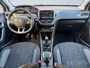 Balts Peugeot 2008 2018 Rīga, ar dzinēja tilpumu 1.60 L un nobraukumu 124 tūkst. km par 5950 €, foto 11 vietnē AUTOMOTO.COM.LV