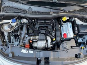 Balts Peugeot 2008 2018 Rīga, ar dzinēja tilpumu 1.60 L un nobraukumu 124 tūkst. km par 5950 €, foto 23 vietnē AUTOMOTO.COM.LV