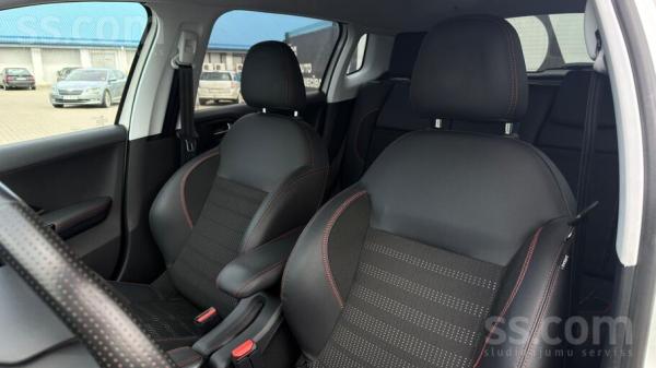 Balts Peugeot 2008 2018 Liepāja, ar dzinēja tilpumu 1.20 L un nobraukumu 102 tūkst. km par 7850 €, foto 10 vietnē AUTOMOTO.COM.LV