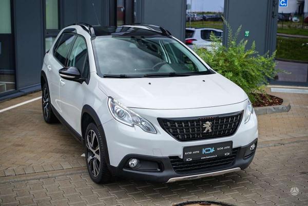 Balts Peugeot 2008 2018 Kauņa, ar dzinēja tilpumu 1.20 L un nobraukumu 91 tūkst. km par 8950 €, foto 3 vietnē AUTOMOTO.COM.LV