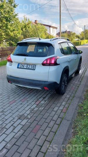 White Peugeot 2008 2018 in Riga, with an engine capacity of 1.60 L and mileage of 148 thousand km for 6000 €, photo 5 on AUTOMOTO.COM.LV
