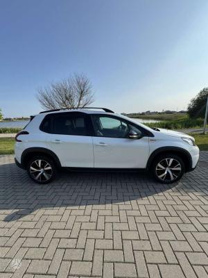 White Peugeot 2008 2018 in Klaipeda, with an engine capacity of 1.20 L and mileage of 53 thousand km for 7900 €, photo 5 on AUTOMOTO.COM.LV
