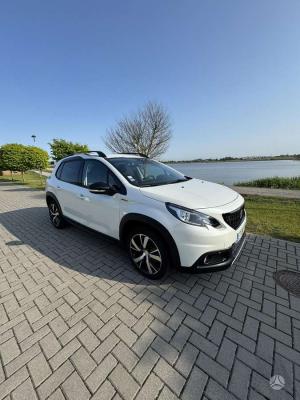 White Peugeot 2008 2018 in Klaipeda, with an engine capacity of 1.20 L and mileage of 53 thousand km for 7900 €, photo 6 on AUTOMOTO.COM.LV