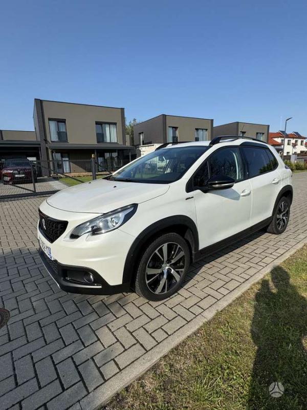 White Peugeot 2008 2018 in Klaipeda, with an engine capacity of 1.20 L and mileage of 53 thousand km for 7900 €, photo 7 on AUTOMOTO.COM.LV