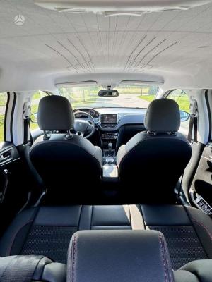 White Peugeot 2008 2018 in Klaipeda, with an engine capacity of 1.20 L and mileage of 53 thousand km for 7900 €, photo 11 on AUTOMOTO.COM.LV