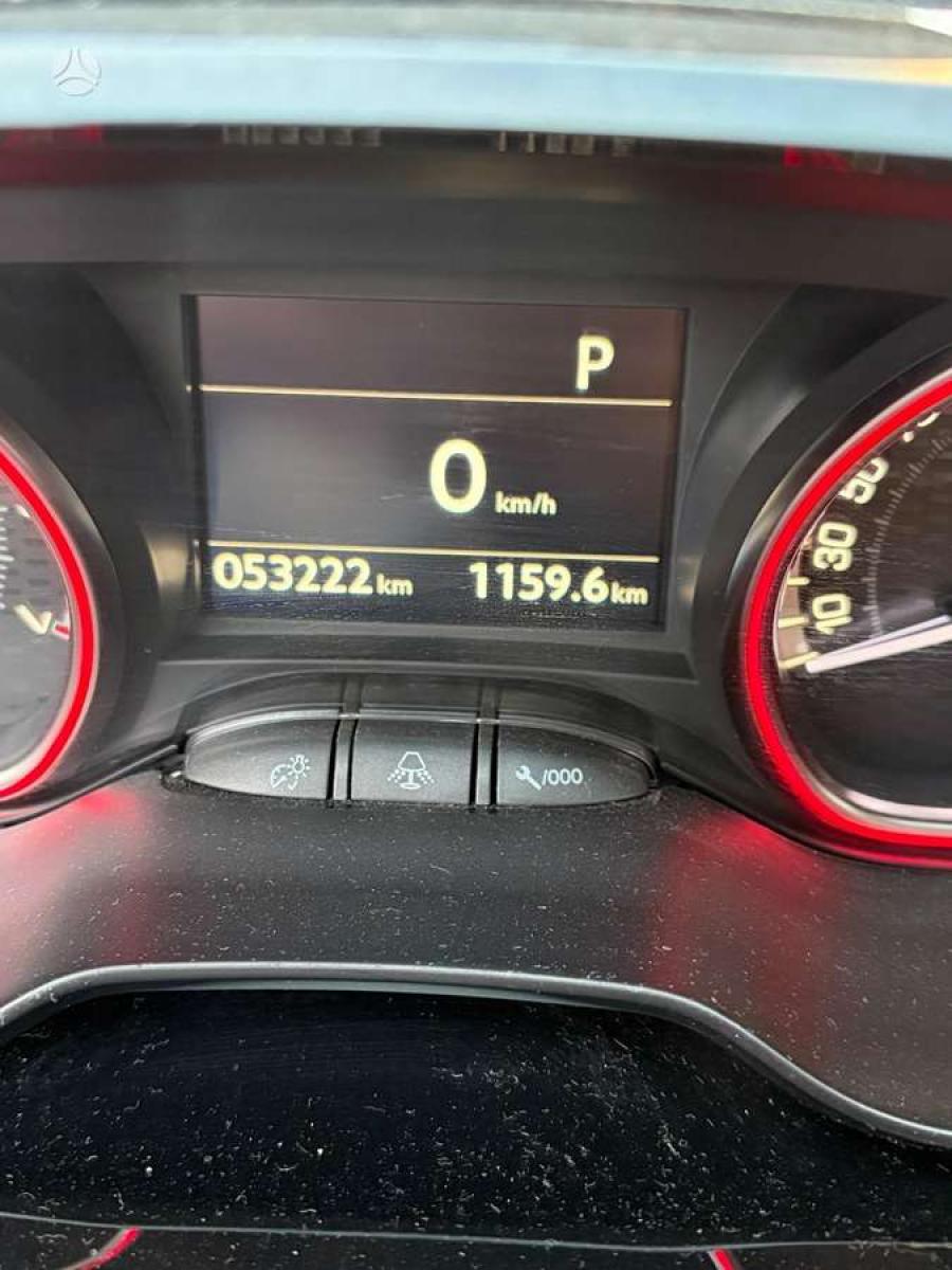 White Peugeot 2008 2018 in Klaipeda, with an engine capacity of 1.20 L and mileage of 53 thousand km for 7900 €, photo 19 on AUTOMOTO.COM.LV