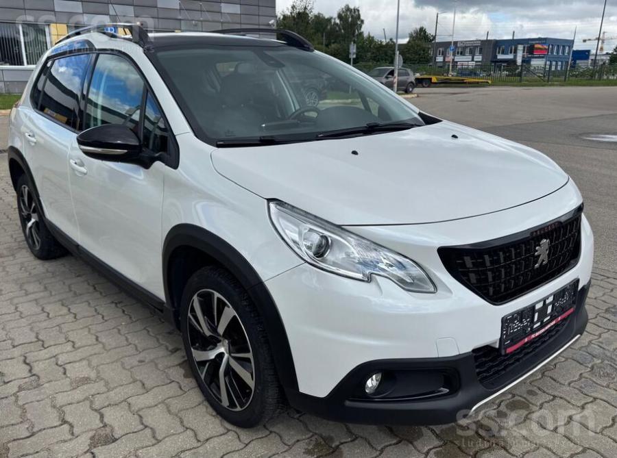 White Peugeot 2008 2018 in Riga, with an engine capacity of 1.20 L and mileage of 91 thousand km for 7500 €, photo 4 on AUTOMOTO.COM.LV