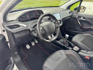 White Peugeot 2008 2018 in Riga, with an engine capacity of 1.20 L and mileage of 91 thousand km for 7500 €, photo 9 on AUTOMOTO.COM.LV