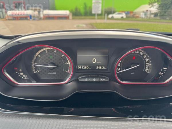 Balts Peugeot 2008 2018 Rīga, ar dzinēja tilpumu 1.20 L un nobraukumu 91 tūkst. km par 7500 €, foto 10 vietnē AUTOMOTO.COM.LV