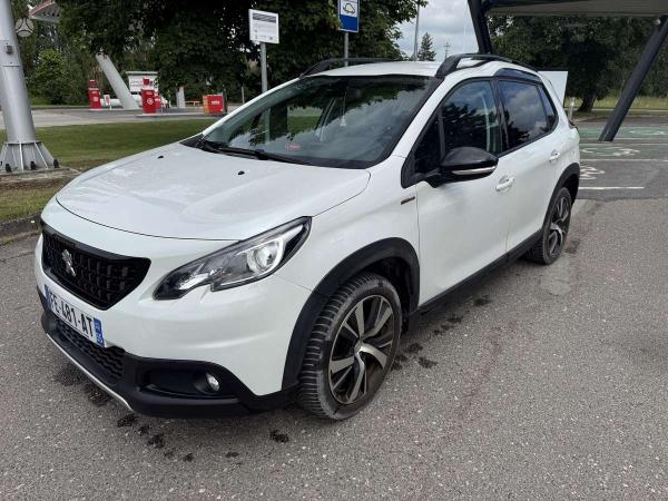 White Peugeot 2008 2019 in Taurage, with an engine capacity of 1.20 L and mileage of 107 thousand km for 7300 €, photo 1 on AUTOMOTO.COM.LV