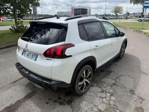 White Peugeot 2008 2019 in Taurage, with an engine capacity of 1.20 L and mileage of 107 thousand km for 7300 €, photo 7 on AUTOMOTO.COM.LV
