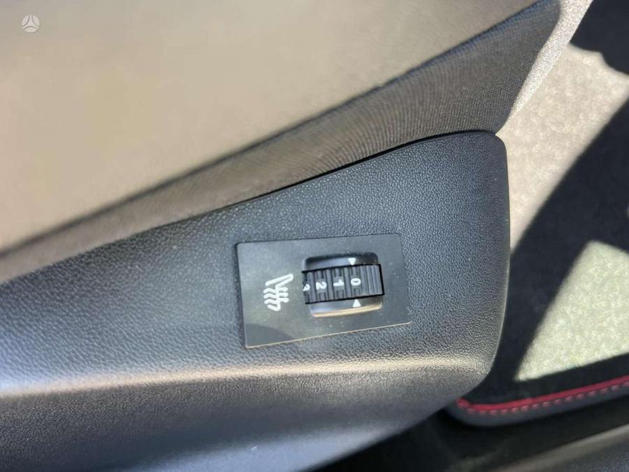 Balts Peugeot 2008 2019 Klaipėda, ar dzinēja tilpumu 1.50 L un nobraukumu 140 tūkst. km par 8850 €, foto 10 vietnē AUTOMOTO.COM.LV
