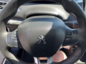 Balts Peugeot 2008 2019 Klaipėda, ar dzinēja tilpumu 1.50 L un nobraukumu 140 tūkst. km par 8850 €, foto 17 vietnē AUTOMOTO.COM.LV