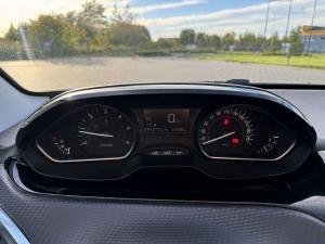 Balts Peugeot 2008 2019 Telšiai, ar dzinēja tilpumu 1.50 L un nobraukumu 235 tūkst. km par 6413 €, foto 21 vietnē AUTOMOTO.COM.LV