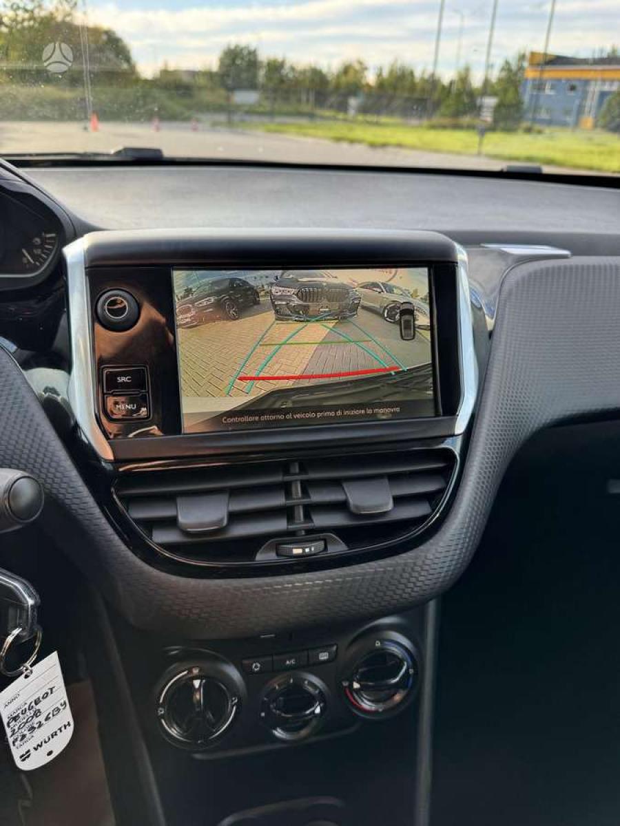 Balts Peugeot 2008 2019 Telšiai, ar dzinēja tilpumu 1.50 L un nobraukumu 235 tūkst. km par 6413 €, foto 24 vietnē AUTOMOTO.COM.LV