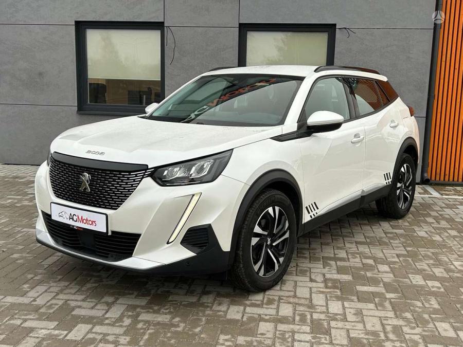 Balts Peugeot 2008 2020 Viļņa, ar dzinēja tilpumu 1.20 L un nobraukumu 41 tūkst. km par 13500 €, foto 1 vietnē AUTOMOTO.COM.LV