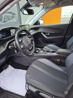 Balts Peugeot 2008 2020 Viļņa, ar dzinēja tilpumu 1.20 L un nobraukumu 41 tūkst. km par 13500 €, foto 7 vietnē AUTOMOTO.COM.LV
