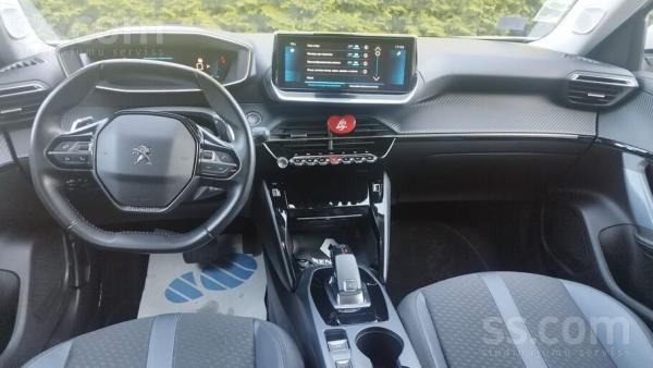 White Peugeot 2008 2020 in Riga, with an engine capacity of 1.50 L and mileage of 199 thousand km for 14000 €, photo 8 on AUTOMOTO.COM.LV
