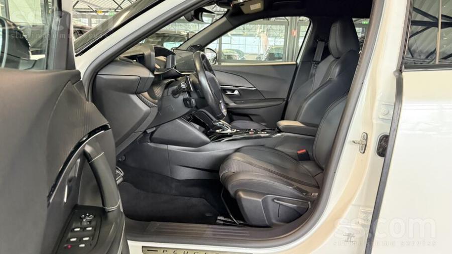Balts Peugeot 2008 2020 Rīga, ar dzinēja tilpumu 1.20 L un nobraukumu 103 tūkst. km par 13500 €, foto 11 vietnē AUTOMOTO.COM.LV