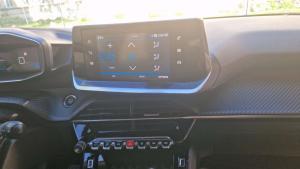 Balts Peugeot 2008 2020 Šauļi, ar dzinēja tilpumu 1.20 L un nobraukumu 127 tūkst. km par 12500 €, foto 21 vietnē AUTOMOTO.COM.LV