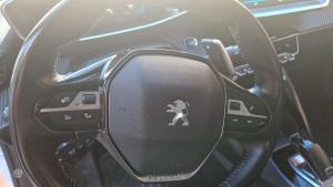 Balts Peugeot 2008 2020 Šauļi, ar dzinēja tilpumu 1.20 L un nobraukumu 127 tūkst. km par 12500 €, foto 26 vietnē AUTOMOTO.COM.LV