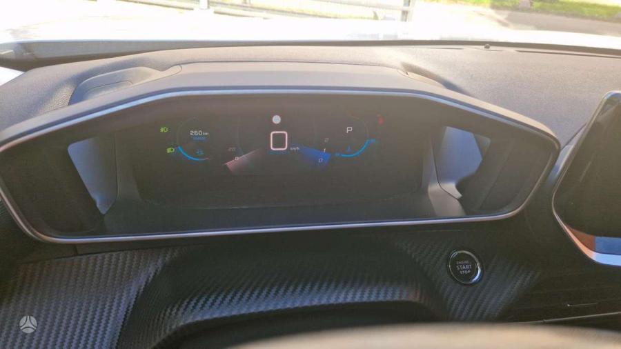 Balts Peugeot 2008 2020 Šauļi, ar dzinēja tilpumu 1.20 L un nobraukumu 127 tūkst. km par 12500 €, foto 27 vietnē AUTOMOTO.COM.LV