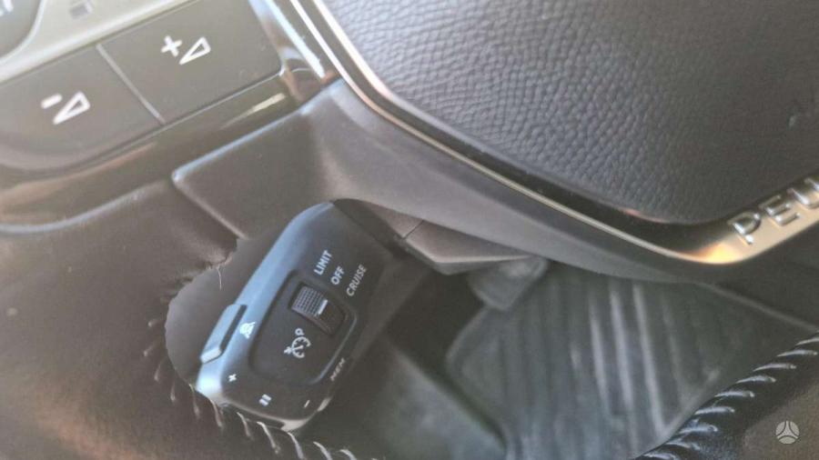 Balts Peugeot 2008 2020 Šauļi, ar dzinēja tilpumu 1.20 L un nobraukumu 127 tūkst. km par 12500 €, foto 31 vietnē AUTOMOTO.COM.LV