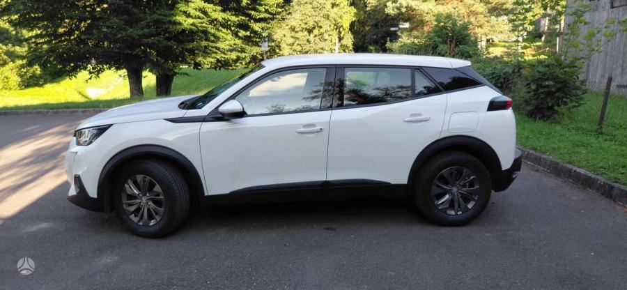 Balts Peugeot 2008 2020 Kauņa, ar dzinēja tilpumu 1.20 L un nobraukumu 85 tūkst. km par 11200 €, foto 5 vietnē AUTOMOTO.COM.LV