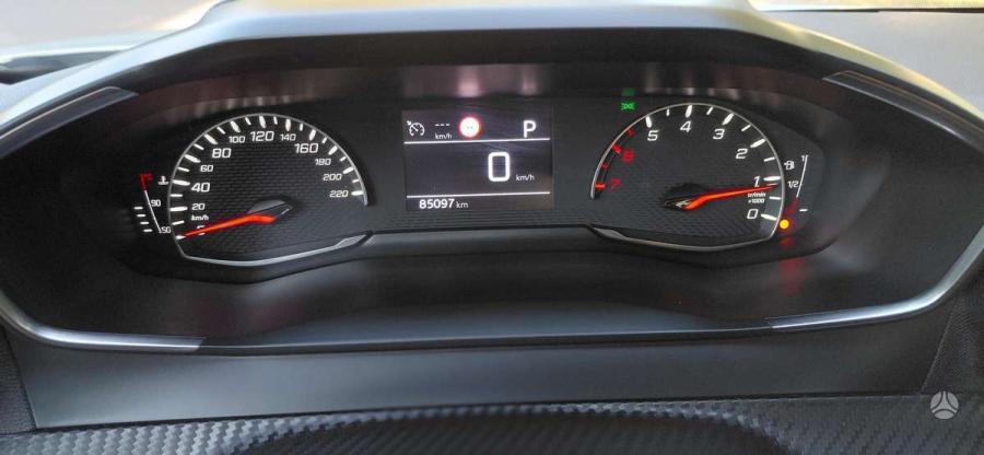 Balts Peugeot 2008 2020 Kauņa, ar dzinēja tilpumu 1.20 L un nobraukumu 85 tūkst. km par 11200 €, foto 10 vietnē AUTOMOTO.COM.LV