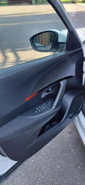Balts Peugeot 2008 2020 Kauņa, ar dzinēja tilpumu 1.20 L un nobraukumu 85 tūkst. km par 11200 €, foto 12 vietnē AUTOMOTO.COM.LV
