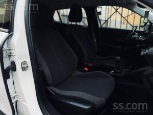 White Peugeot 2008 2020 in Cesis, with an engine capacity of 1.50 L and mileage of 243 thousand km for 10999 €, photo 14 on AUTOMOTO.COM.LV