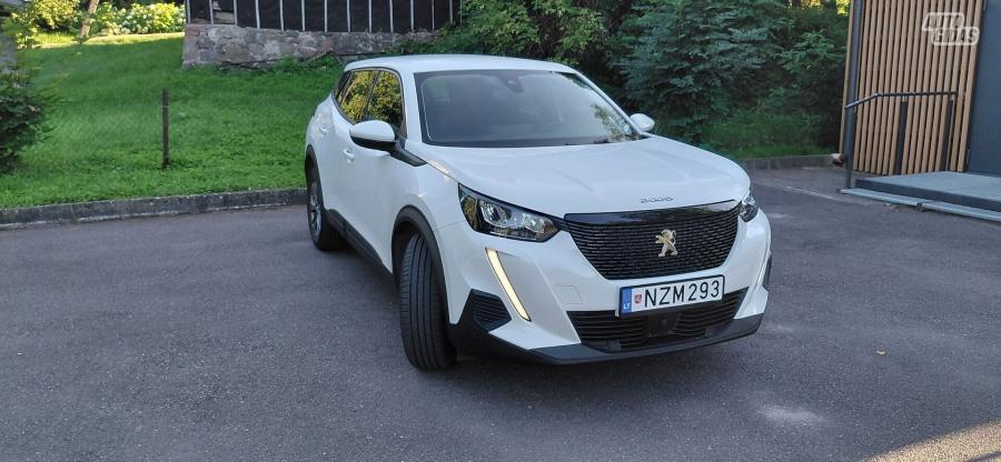 Balts Peugeot 2008 2020 Kauņa, ar dzinēja tilpumu 1.20 L un nobraukumu 85 tūkst. km par 11200 €, foto 3 vietnē AUTOMOTO.COM.LV