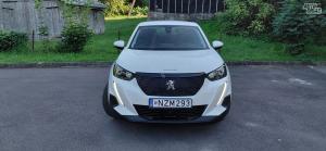 Balts Peugeot 2008 2020 Kauņa, ar dzinēja tilpumu 1.20 L un nobraukumu 85 tūkst. km par 11200 €, foto 4 vietnē AUTOMOTO.COM.LV