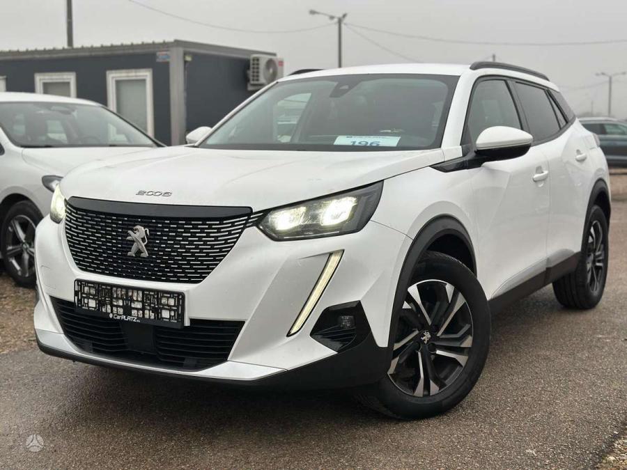 White Peugeot 2008 2021 in Vilnius, with an engine capacity of 1.20 L and mileage of 164 thousand km for 12800 €, photo 1 on AUTOMOTO.COM.LV