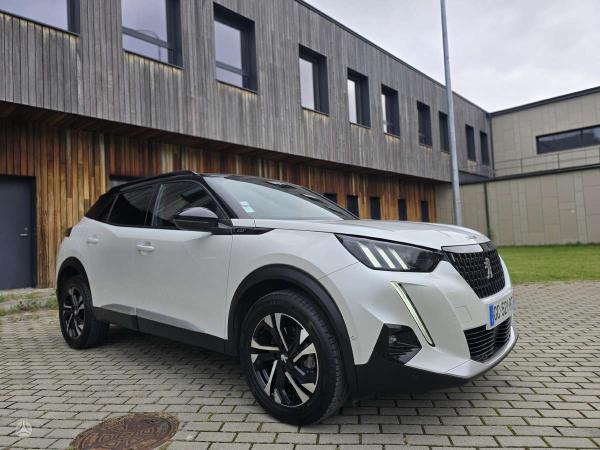 White Peugeot 2008 2021 in Taurage, with an engine capacity of 1.50 L and mileage of 227 thousand km for 14700 €, photo 4 on AUTOMOTO.COM.LV