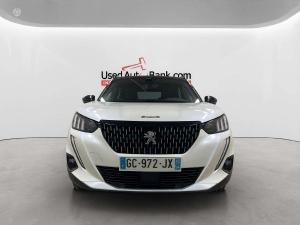 White Peugeot 2008 2021 in Marijampole, with an engine capacity of 1.20 L and mileage of 49 thousand km for 16214 €, photo 2 on AUTOMOTO.COM.LV
