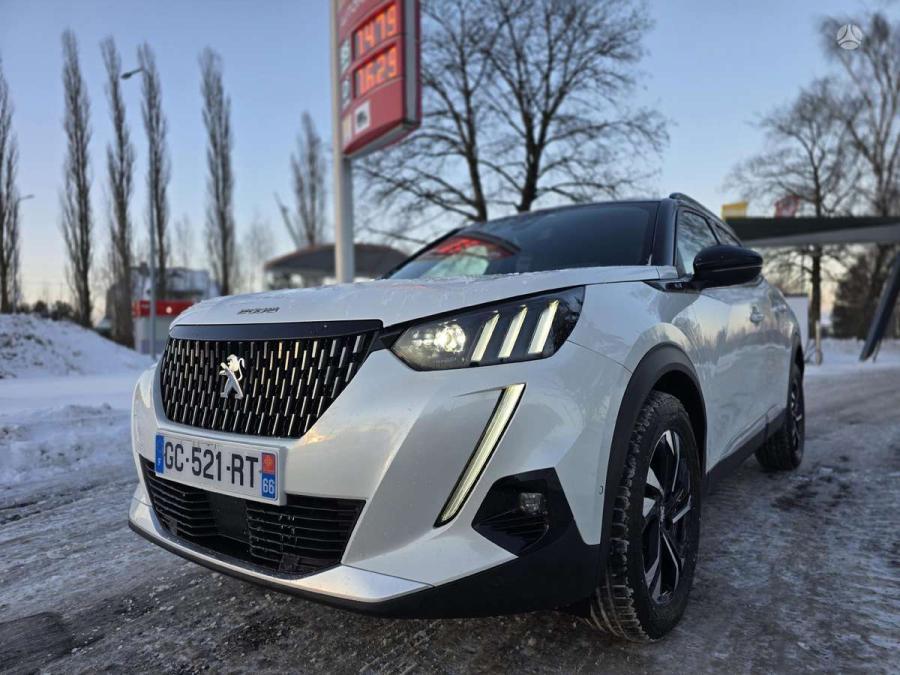 White Peugeot 2008 2021 in Taurage, with an engine capacity of 1.50 L and mileage of 227 thousand km for 14300 €, photo 2 on AUTOMOTO.COM.LV