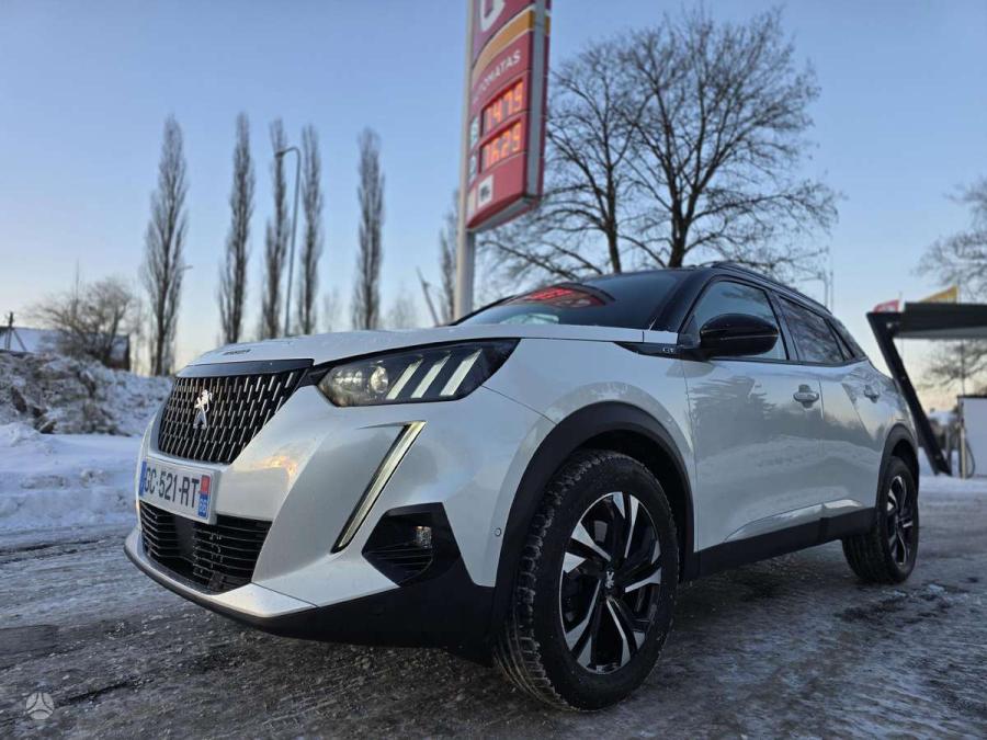 White Peugeot 2008 2021 in Taurage, with an engine capacity of 1.50 L and mileage of 227 thousand km for 14300 €, photo 4 on AUTOMOTO.COM.LV
