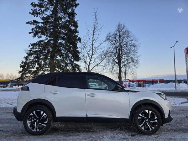 White Peugeot 2008 2021 in Taurage, with an engine capacity of 1.50 L and mileage of 227 thousand km for 14300 €, photo 5 on AUTOMOTO.COM.LV