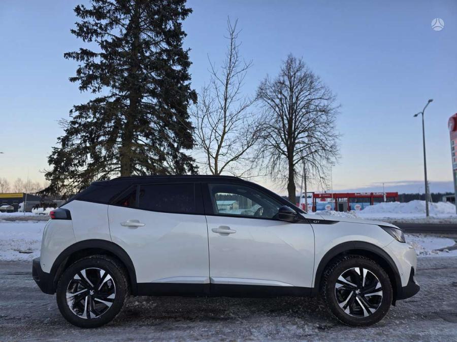 White Peugeot 2008 2021 in Taurage, with an engine capacity of 1.50 L and mileage of 227 thousand km for 14300 €, photo 5 on AUTOMOTO.COM.LV