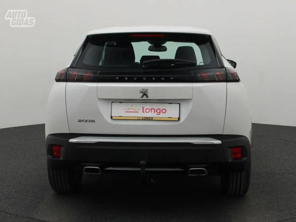 White Peugeot 2008 2021 in Vilnius, with an engine capacity of 1.20 L and mileage of 125 thousand km for 11799 €, photo 5 on AUTOMOTO.COM.LV