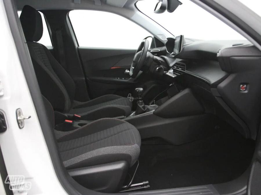 Balts Peugeot 2008 2021 Viļņa, ar dzinēja tilpumu 1.20 L un nobraukumu 125 tūkst. km par 11799 €, foto 15 vietnē AUTOMOTO.COM.LV
